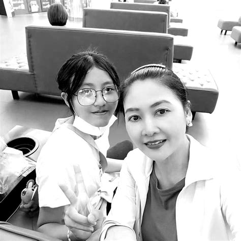 หลวงพ่ออินทร์ถ หลวงพ่ออินทร์ถวาย สันตุสสโก วัดป่านาคำน้อย