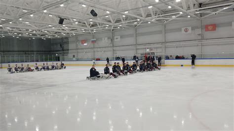 В Петербурге стартовал Кубок Губернатора по следж хоккею