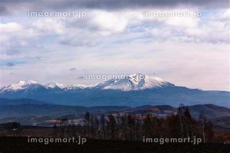 大雪山国立公園、11月の旭岳・日本の写真素材 207066058 イメージマート