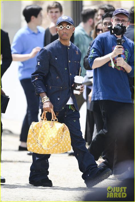 Pharrell Williams Tiny Sunglasses Take Center Stage At Diors Menswear