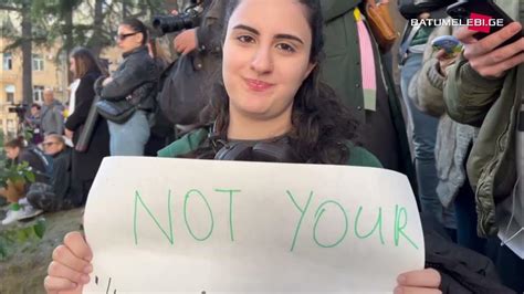 რატომ არის ბრძოლის გაგრძელება მნიშვნელოვანი აქტივისტები რუსულ კანონზე Youtube