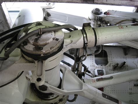 C 141c Starlifter Walk Around Page 1