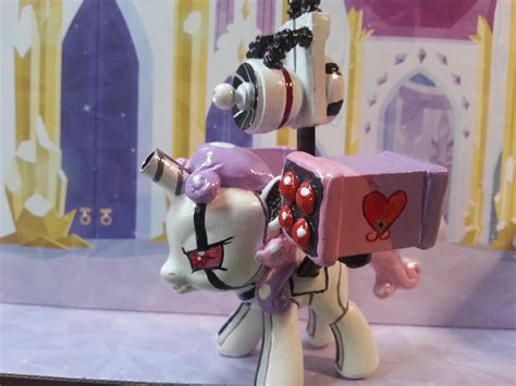 Sweetie Bot By Balthazar147 On Deviantart