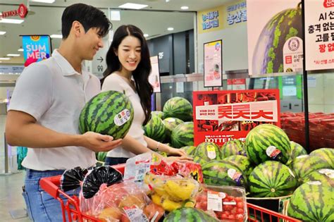 최대 반값 쇼핑축제 롯데레드페스티벌 22일까지 열린다