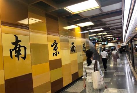 上海地铁四线换乘、三线换乘的站点清单来了→澎湃号·政务澎湃新闻 The Paper
