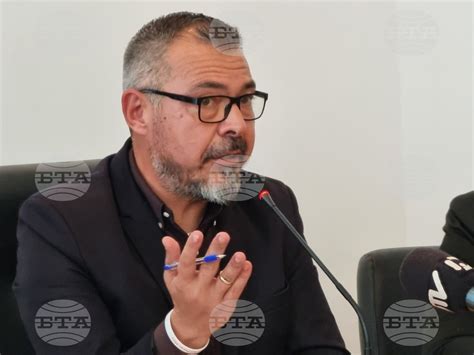 Новият кмет на община Тунджа Станчо Ставрев представи екипа си Утро