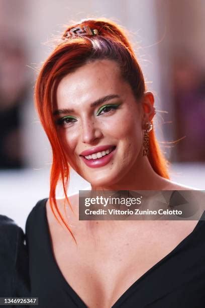 16130 Bella Thorne Getty Photos And High Res Pictures Getty Images