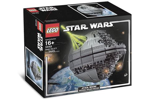 Best Classic Lego Sets For Holiday Ts 2022 Comparing Sets Now And Then Den Of Geek