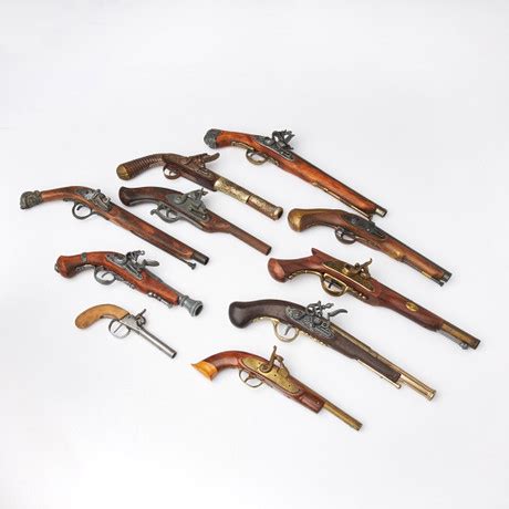 Slag Lock Pistolen Und Flint Lock Pistolen 10 Stück Repliken Waffen