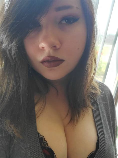 Reporting For Duty Scrolller