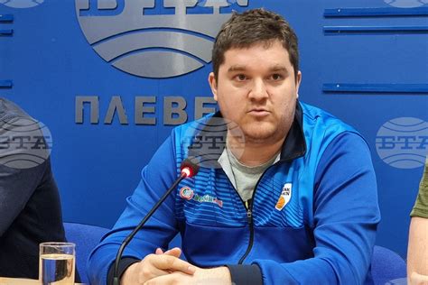 Мениджърът на БК Спартак Плевен Богдан Петков смята че местният бизнес трябва да бъде по