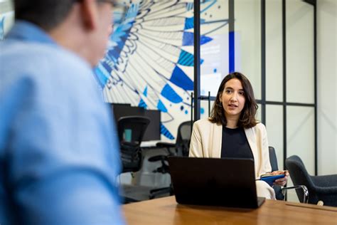 The Key Differences Between Inbound And Outbound Marketing Pixeld