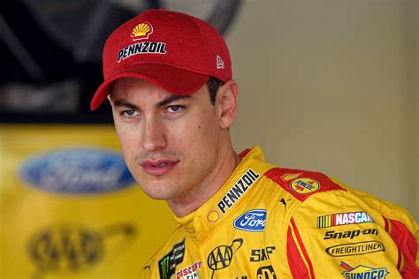 Nascar Notebook Kyle Buschs Post Race Fracas With Logano Lacked Common