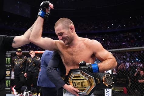 Sean Strickland Shocks Israel Adesanya For Title At Ufc 293