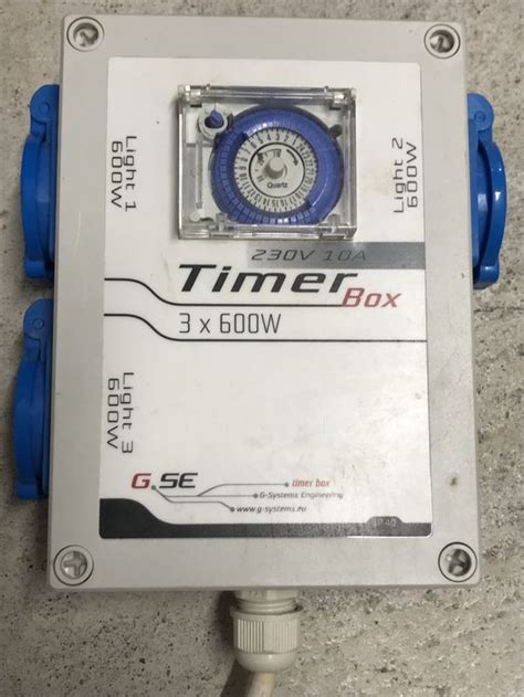 Timer Box 230 Volt 10 Amp 3 X 600 Watt Gebraucht In Wetzikon Zh Für Chf 5 Mit Lieferung