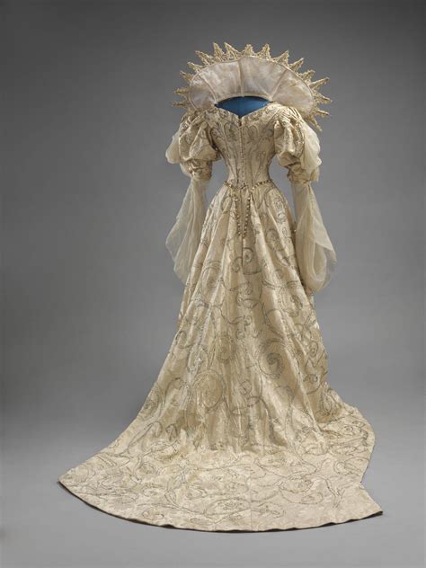 Duchess Of Savoia Victorian Fancy Dress Vanda Collection 1800s
