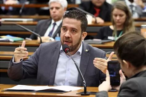 Câmara Instaura Processo De Cassação Contra Janones Por Suspeita De