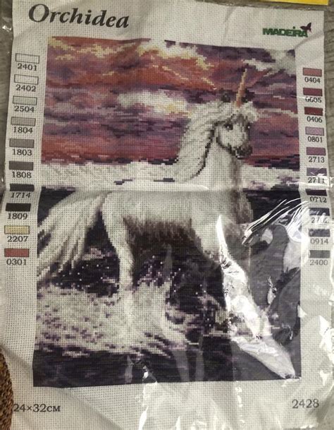 Вишивка хрестиком єдиноріг 100 грн — ціна 100 грн у каталозі Інші аксесуари Купити аксесуари за