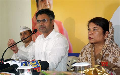 Bhopal Aap Rajya Sabha Mp Sandeep Pathak Addresses A Press Conference Gallery Social News Xyz