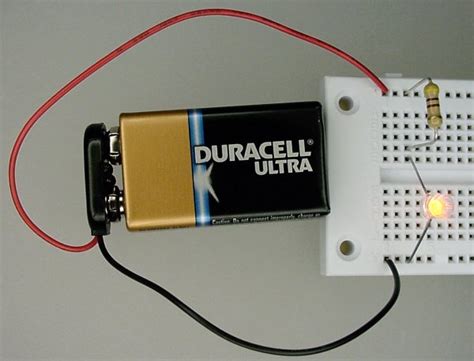 Simple Circuit With Led