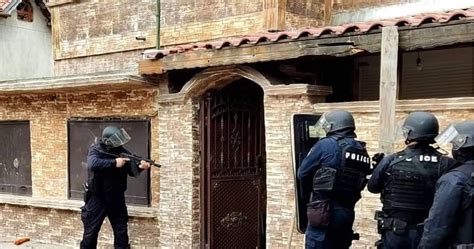 Двама убити и 4 по тежко ранени след стрелба на сватба в квартал Шести на Нова Загора Обзор