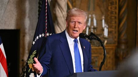 Guerre En Ukraine Donald Trump Qualifie Volodymyr Zelensky De