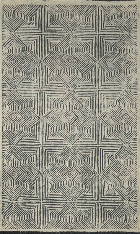 Stylish Geometric Patterned Area Rug 5x8 For Modern Interiors
