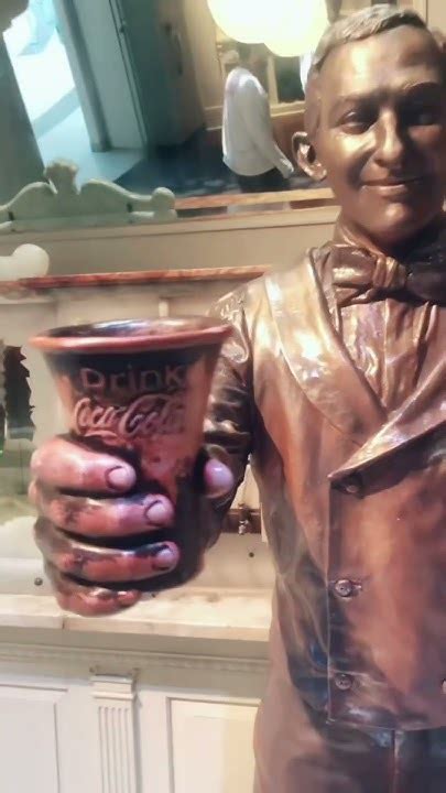 ქართული წარწერები აშშ ში კოკა კოლის მუზეუმში Travel Travelvlog Teosvlog თეოსვლოგი Youtube