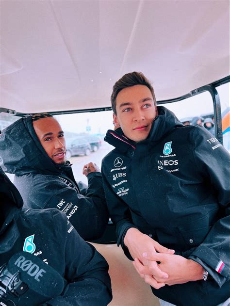 Pin By Emre On Lewis Hamilton Lewis Hamilton Lewis Hamilton Outfits