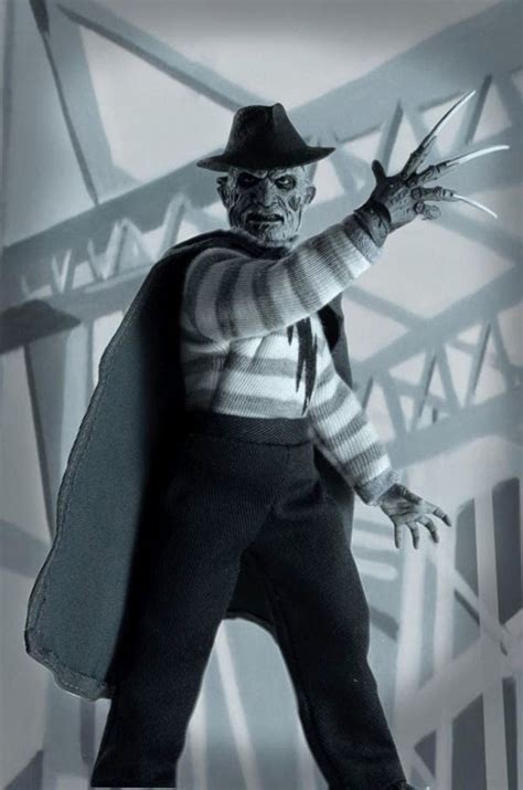 Grimm Reviewz Horror Toy Tuesday Super Freddy Retro 8 Clothed Action