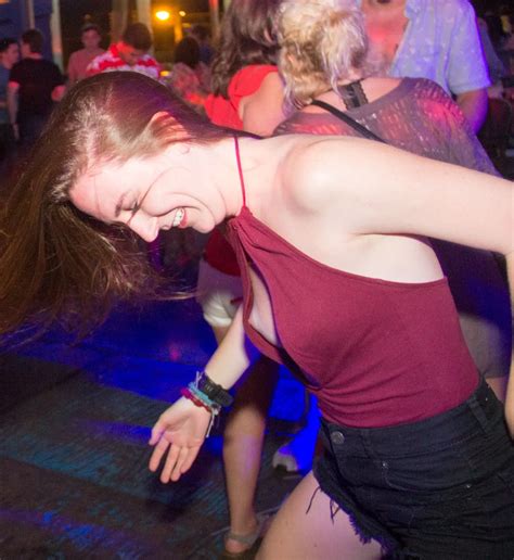 Dancing Db Scrolller