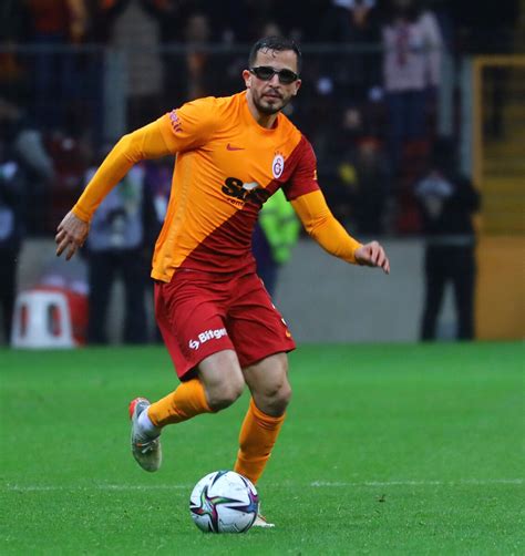 Eski Galatasaraylı Omar Elabdellaoui Futbolu Bıraktı