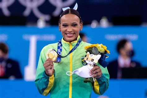 Olimpíadas 2021 Rebeca Andrade Conquista Ouro Para O Brasil Na Ginástica Artística