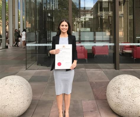 Shinelawyers Shine Lawyers