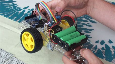 Arduino Robot Car Big Li Ion Battery Pack L298n Bluetooth Youtube