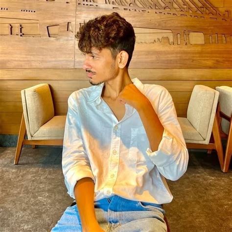 Zisan Khan Zisan Khan13 • Threads Say More