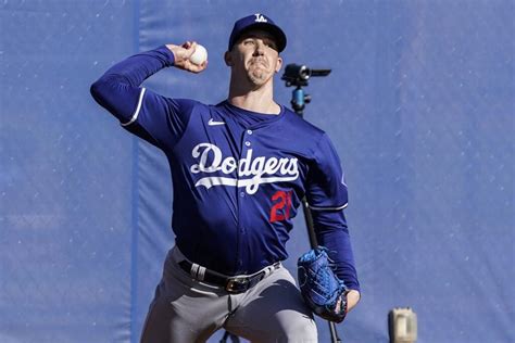 Walker Buehlers Long Awaited Dodgers Return Might Be Delayed Los Angeles Times