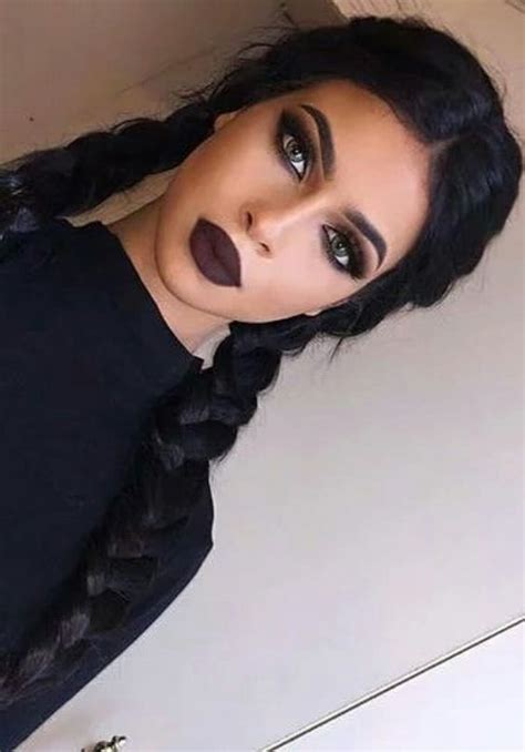 7 Absolutely Essential Tips On How To Wear Dark Lipstick For Beginners