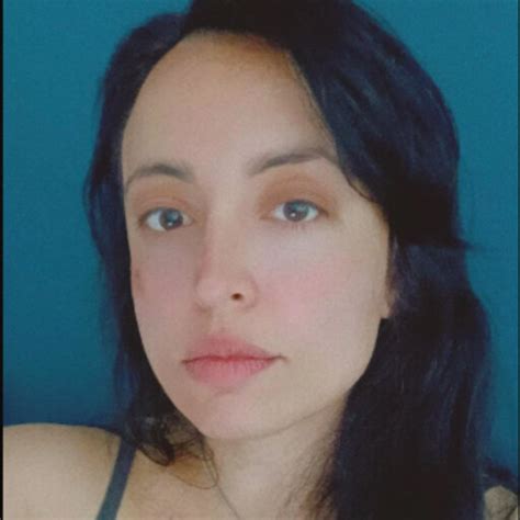 Rosario Escobars Instagram Twitter And Facebook On Idcrawl