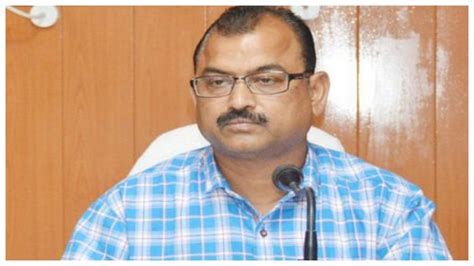 आईएएस अधिकारी के खिलाफ बलात्कार का मामला निलंबित करने का निर्देश Navbharat Live