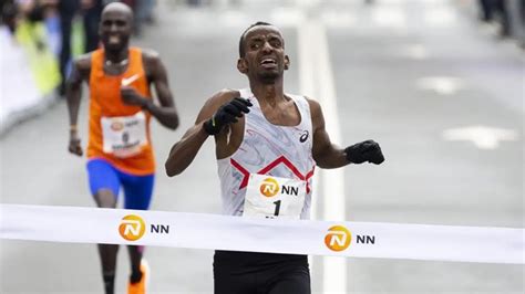 Bashir Abdi Regains Rotterdam Marathon Title With World Leading Time