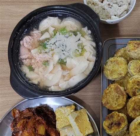 꿀꿀하루 순두부 명란찌개 대패삼겹살 배추찜 네이버 블로그