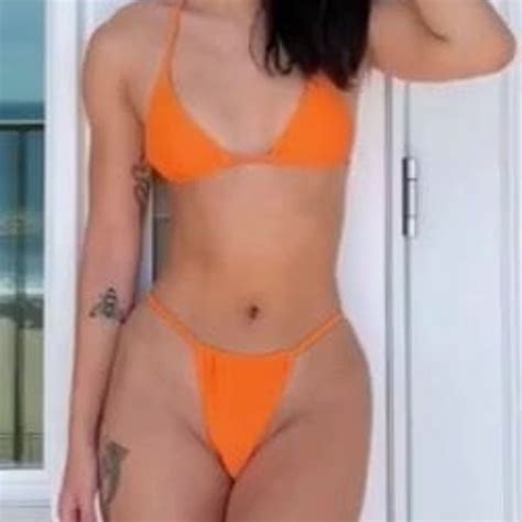 Aqui Goza Vanessa Chen E Seu Corpo De Biquíni Apertado Xhamster