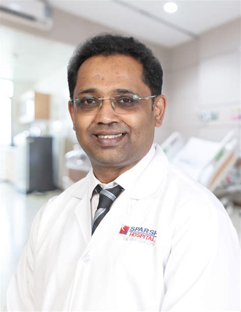 Ganglion Cysts Causes Symptoms And Treatment Sparsh Hospital