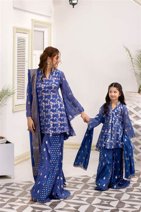 Noor Ul Ain Henna Mehndi