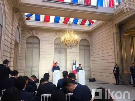 Ерөнхийлөгч Эммануэл Макрон Монгол Улсын Ерөнхийлөгч У Хүрэлсүхийг нарын хамтарсан мэдээлэл