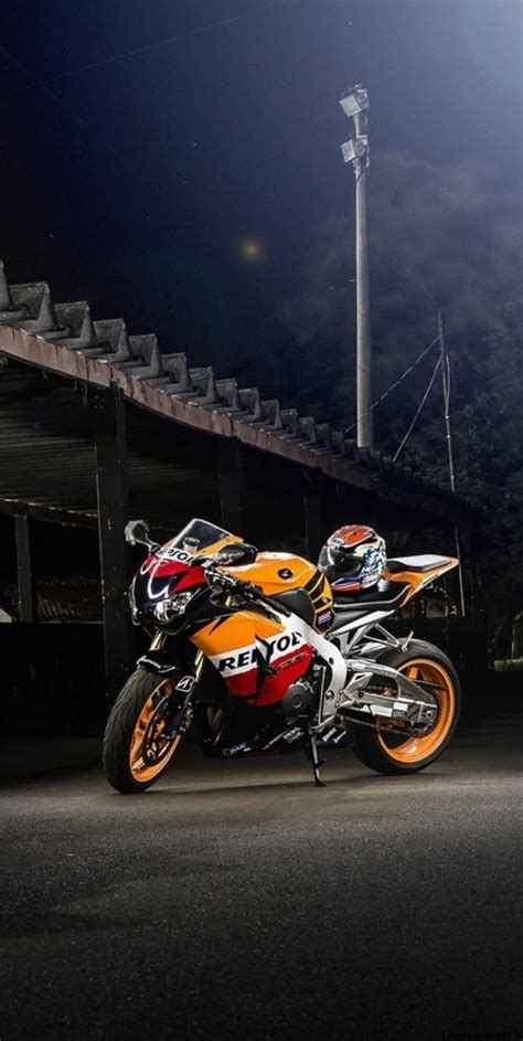 عکس موتور سنگین برای تصویر زمینه گوشی