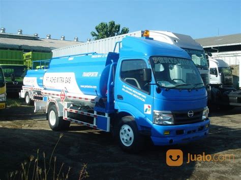 Tangki Pertamina 5 Kl Industri Di Kota Surabaya Jawa Timur