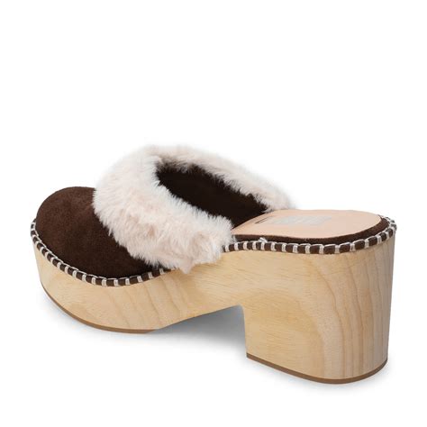 Fuzzee Clog Chocolate Silent D