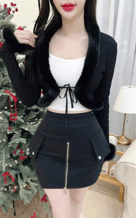당일출고 [허리잘록 섹시글램핏]고퀄 페이크퍼 가디건 리본가디건 퍼가디건 슬림핏 밍크 털 산타가디건 크롭가디건 볼레로가디건 크리스마스 연말룩 파티룩 이벤트룩 여리여리 박시핏